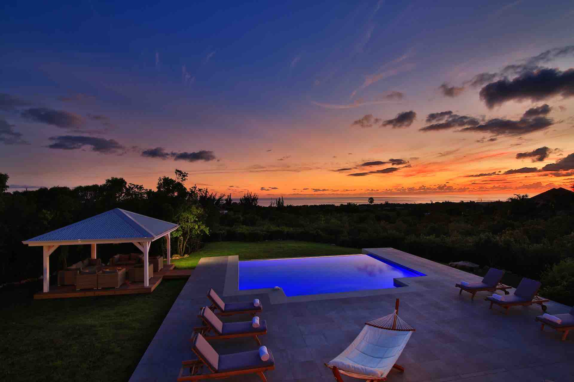 Villa Hamptons-New villa, infinity pool, ocean view-perfect for family ...